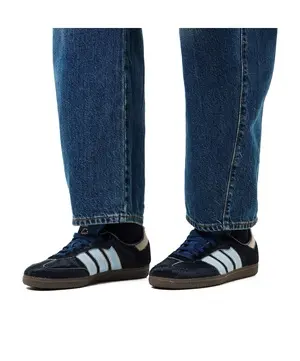 ADIDAS ORIGINALS Solid Color Sneakers
