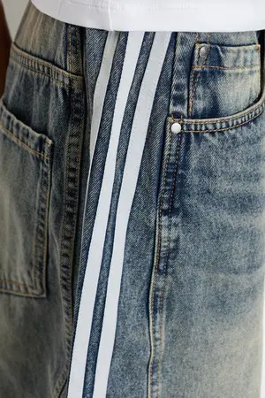 ADIDAS ORIGINALS Jeans With Logo