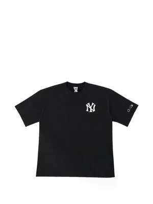 Champion Logo-embroidered T-shirt - Black