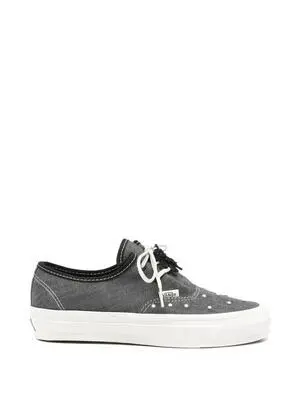 VANS Pearl Embellished Flower Sneakers