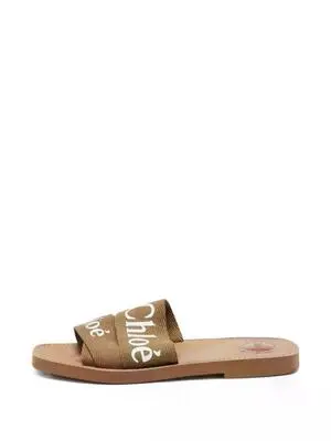 Chloé Woody Logo Print Flat Sandals - Brown
