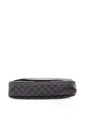 LOUIS VUITTON Damier Graphite Messenger Bag