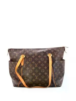 LOUIS VUITTON Monogram Canvas Mm Shoulder Bag