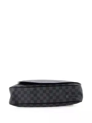 LOUIS VUITTON Daniel Messenger Bag Damier Graphite Gm Crossbody Bag - Black