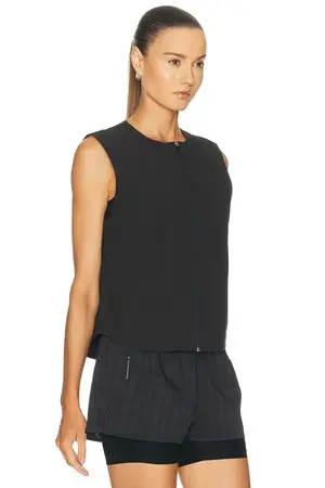Literary Sport Sophie Vest