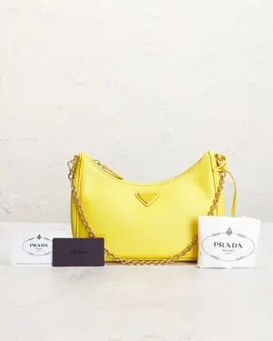 FWRD RENEW Prada Saffiano Re-edition 2005 Shoulder Bag - Sole