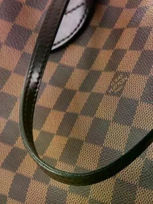LOUIS VUITTON Damier Neverfull Mm Tote Bag