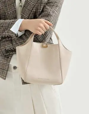 Brunello Cucinelli Sartorial Small Bucket Bag In Soft Grained Leather