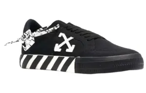 Off-White Low Vulcanized Canvas Sneaker