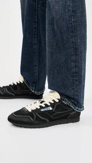 AUTRY Windspin Low Sneakers - Black