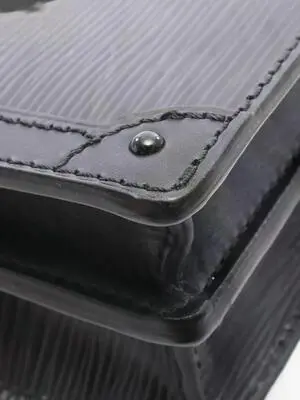 LOUIS VUITTON 2019 Trunk Epi-leather Clutch Bag