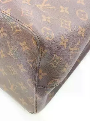 LOUIS VUITTON Monogram Bucket Bag