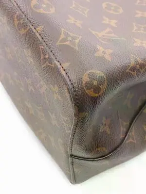 LOUIS VUITTON Monogram Bucket Bag