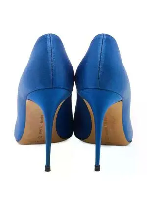 Manolo Blahnik Borlak Crystal-embellished Pumps
