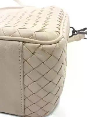 Bottega Veneta Off White Leather Intrecciato Handbag
