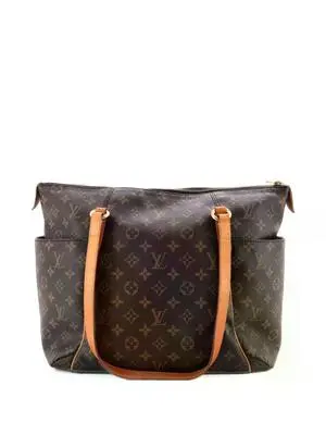 LOUIS VUITTON Monogram Shoulder Bag