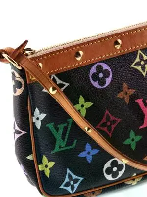 LOUIS VUITTON Pochette Accessoires Clutch Bag