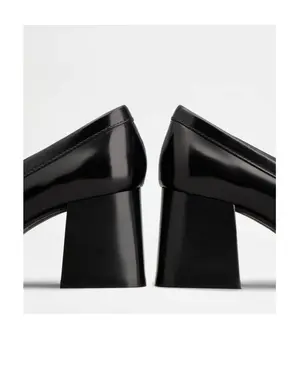 TOD'S Gomma T-chain Detail Pumps