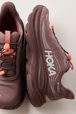HOKA® Clifton 11 Gtx Sneakers - Smoky Quartz/deep Mauve