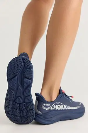 HOKA® Clifton 11 Gtx Sneakers - Varsity Navy/burnt Red