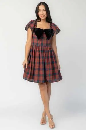 IN FEBRUARY Claudine Short Dress