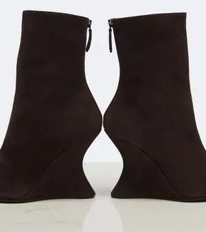 AQUAZZURA Amore Suede Ankle Boots