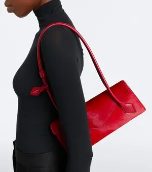 Alaïa Le Teckel Small Shoulder Bag - Red