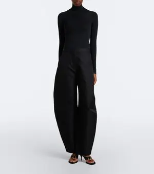 Alaïa Infra Suede Thong Sandals