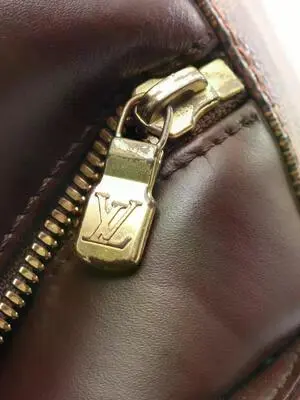 LOUIS VUITTON 2002 Saria Horizontal Damier Ebene Handbag