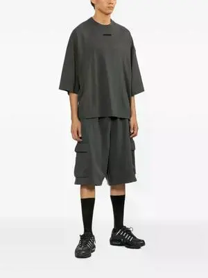ESSENTIALS Logo-patch T-shirt