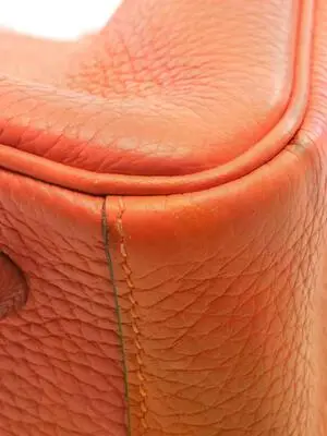 Hermès 26 Lindy Shoulder Bag - Orange