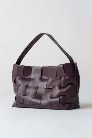 ST. AGNI Woven Large Tote - Plum
