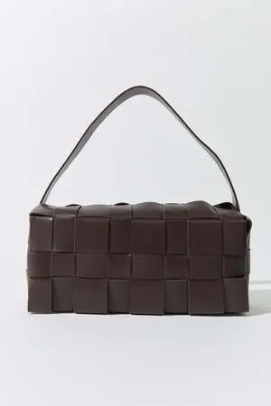 ST. AGNI Woven Envelope Slim Tote - Chocolate