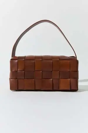 ST. AGNI Woven Envelope Slim Tote