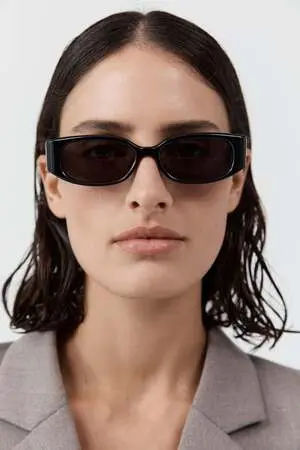 ST. AGNI Clasico Sunglasses - Black/grey