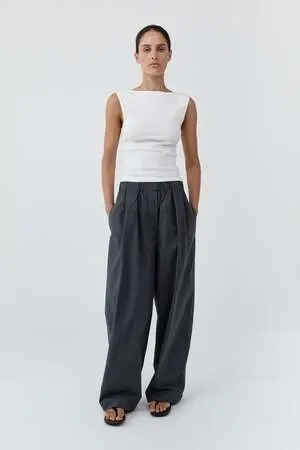 ST. AGNI Relaxed Pleat Pants