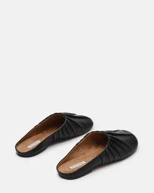 Steve Madden Loom Slip-on Flats