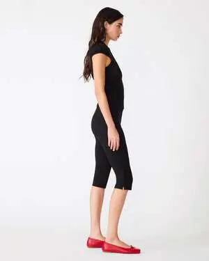 Steve Madden Keyhole Top