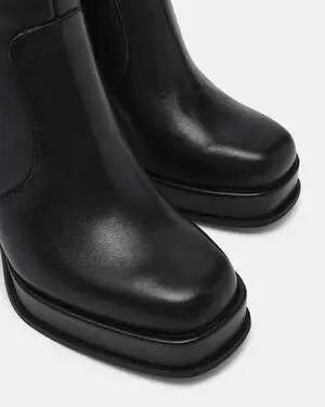 Steve Madden Odelia Boot & Musee Bag Bundle