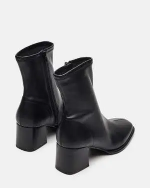 Steve Madden Pammy Block Heel Booties