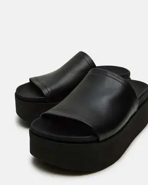 Steve Madden Arwen Mule Sandals