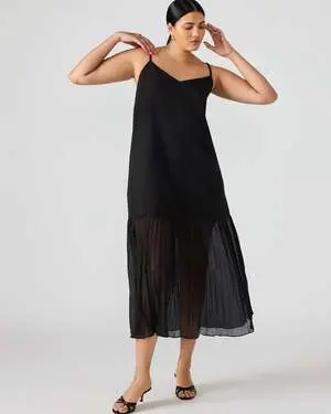 Steve Madden Ember Sleeveless Flowy Dress