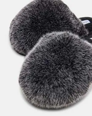 Steve Madden Poof Slip-on Flats