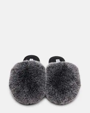 Steve Madden Poof Slip-on Flats