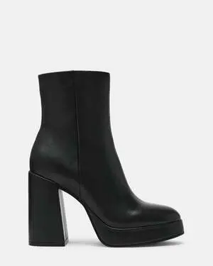 Steve Madden Tyra Block Heel Booties