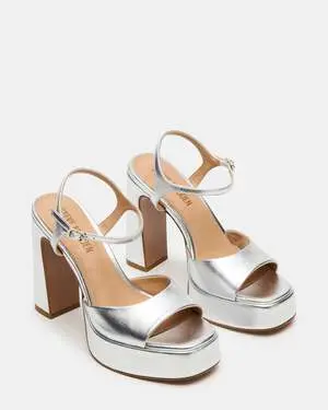 Steve Madden Liandra Block Heels