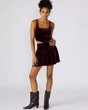 Steve Madden Aryanna Top Sleeveless Cropped Tops