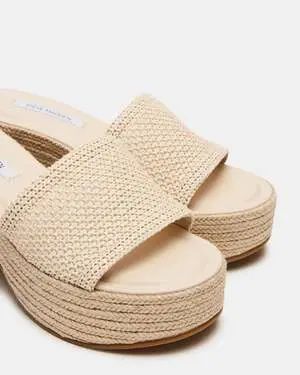 Steve Madden Trippy Raffia Mule Sandals