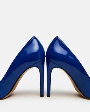 Steve Madden Noir Pointed Toe Heels