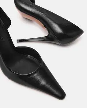 Steve Madden Elegant Pointed Toe Heels